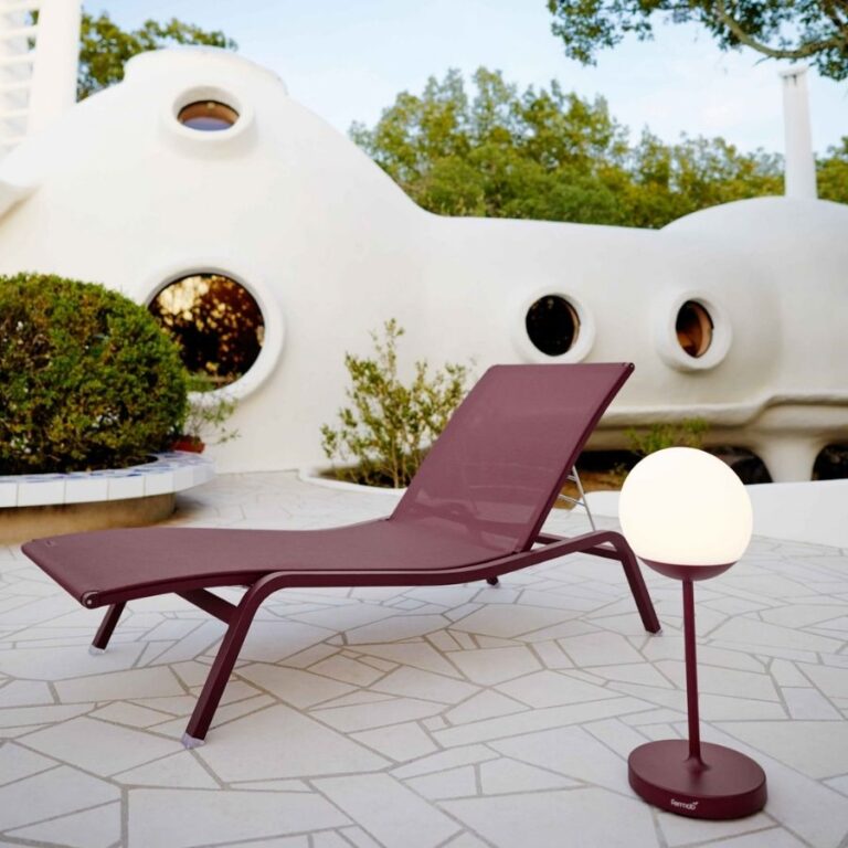 Fermob | Lampe connectée Mooon! H.41 | Extérieur | Cerise noire | Ekkla